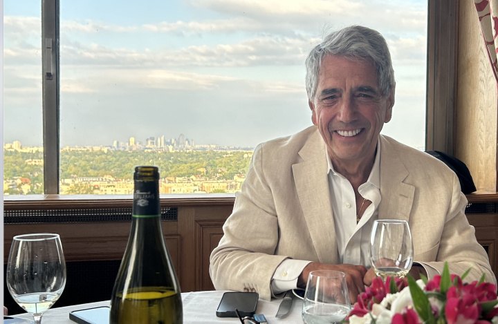 Le 13 juillet, venez fêter l’esprit « bleu blanc rouge » au Pavillon Henri IV à Saint-Germain-en ...